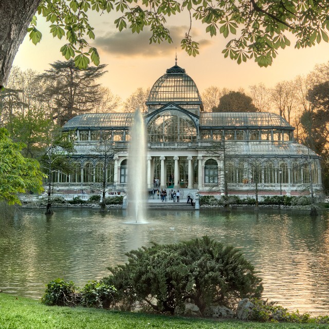 Hotels Madrid Motel One günstiges Design Hotel buchen